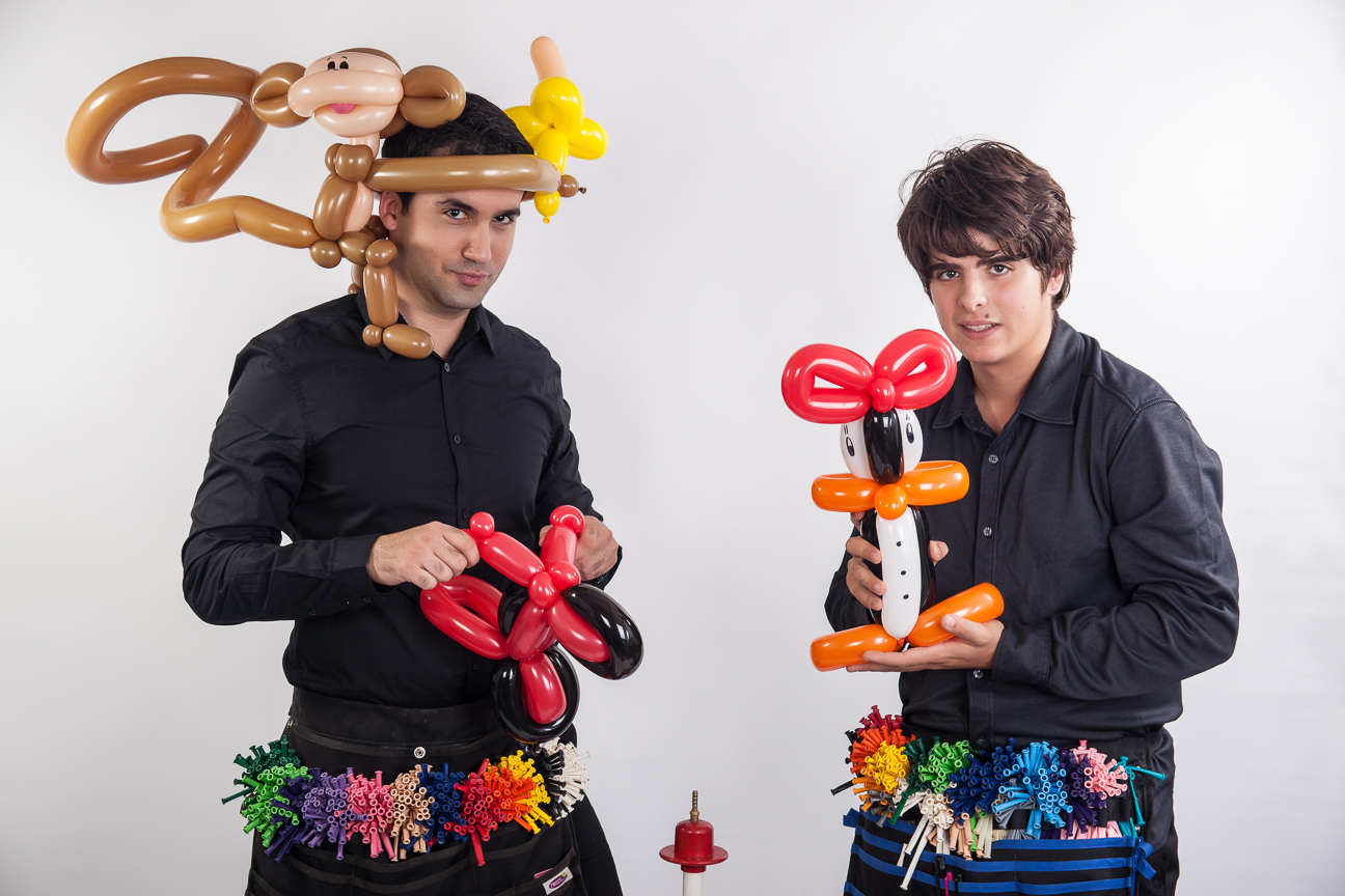 Balloon Experts – Looking to Hire Balloon Twisting and Facepainting